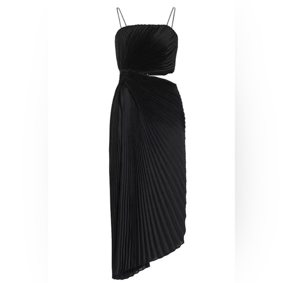 Alice + Olivia | Dresses | Alice Olivia Fayeth Pleated Black Satin ...